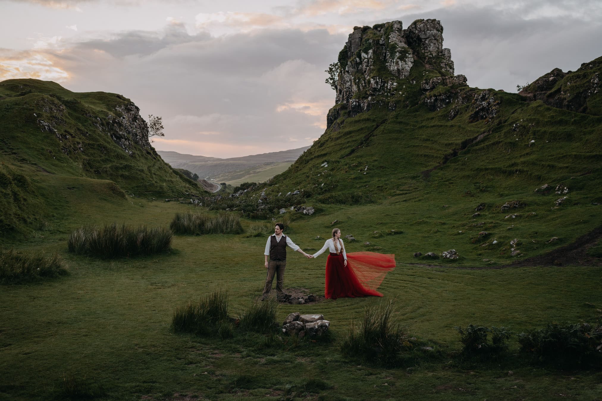 How to plan a romantic secret proposal in Scotland | Raini Rowell ...